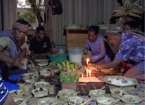 Lia Nain Uma Lisan Bui Lalu & Mau Lalu Tasi Tolu Halo Seremonia Ritual ...