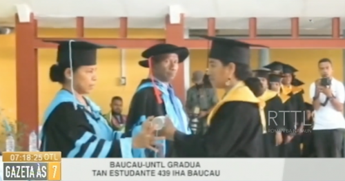 UNTL Gradua Tan Estudante 439 Iha Baucau | RTTL
